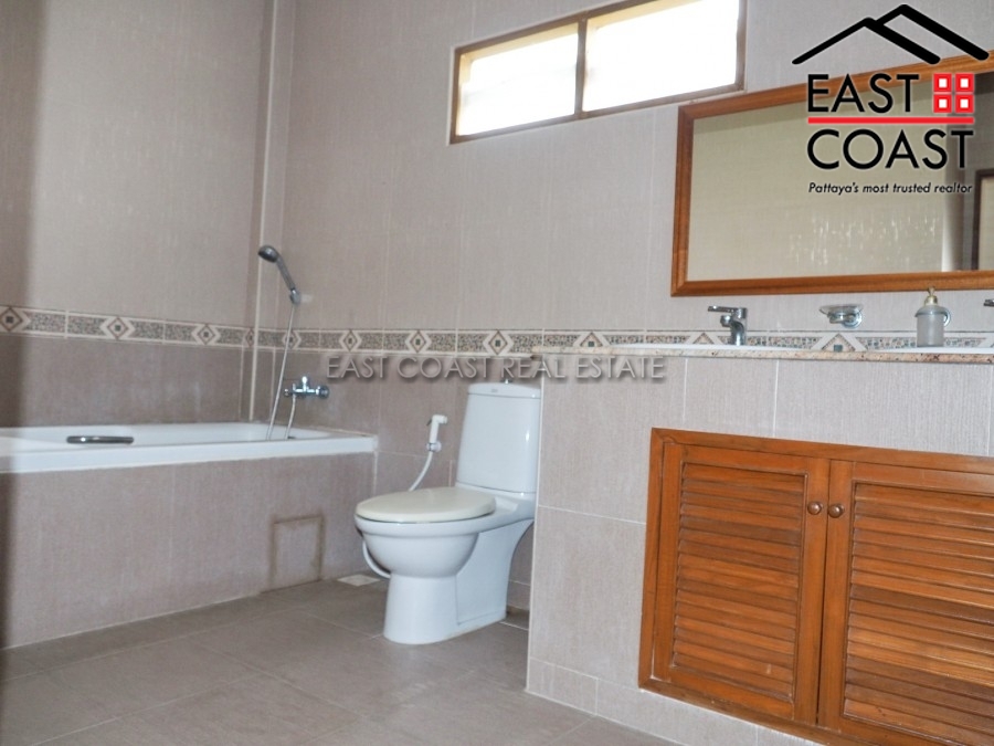 Baan Suay Mai Ngam in East Pattaya | House Sales | SH8620