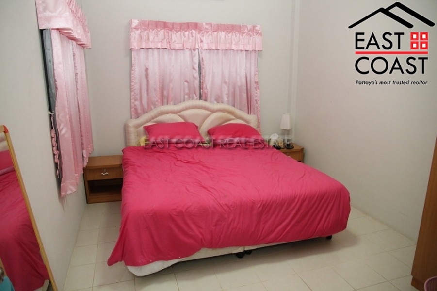 Chockchai Garden Home 1 in East Pattaya | House Sales | SH9962