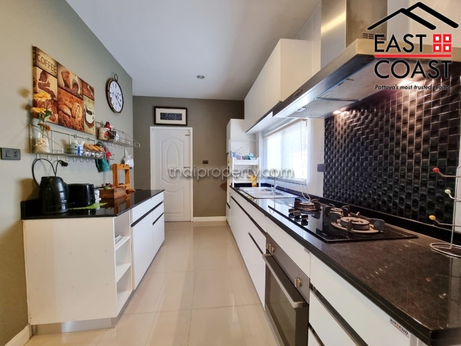 Patta Village in East Pattaya | House Sales | SH13654